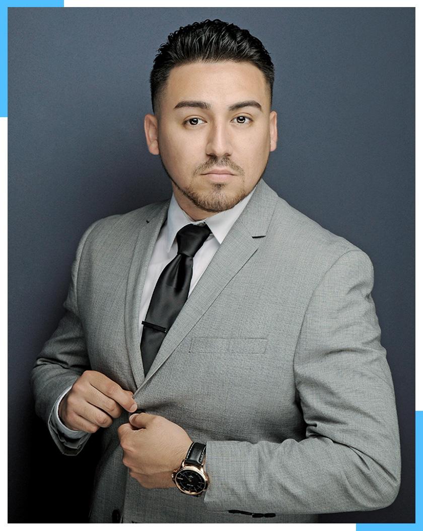 Cesar Navarro | Director & CEO | Geek Dental Marketing